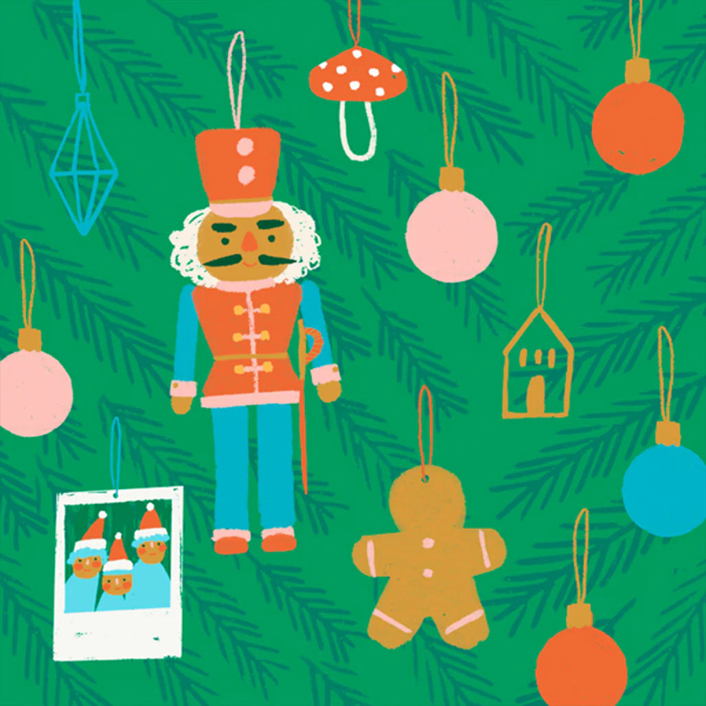 How to decorate your Christmas tree | Hallmark UK